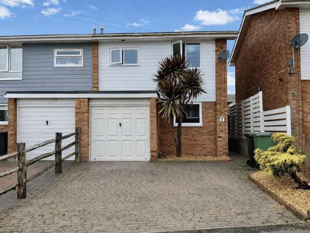 3 Bedroom Detached House