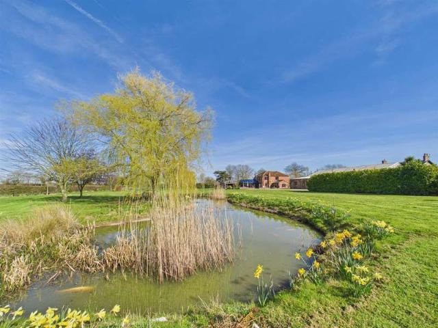 3 Bedroom Detached House