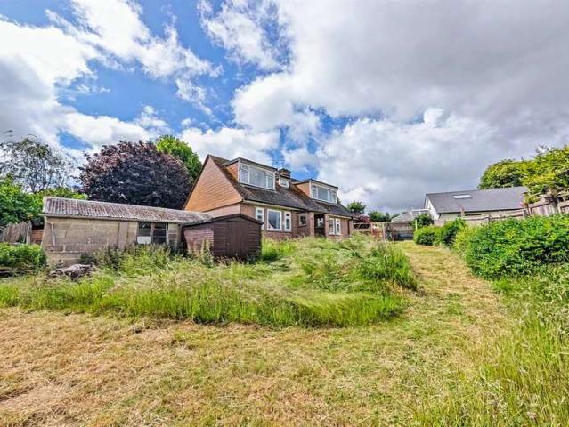 3 Bedroom Detached House