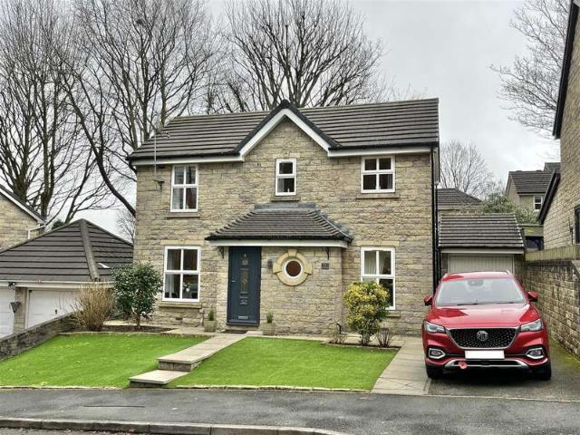 3 Bedroom Detached House