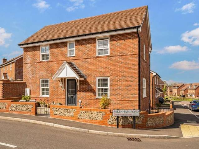 3 Bedroom Detached House