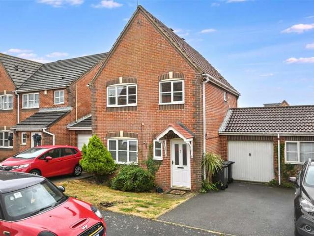 3 Bedroom Detached House