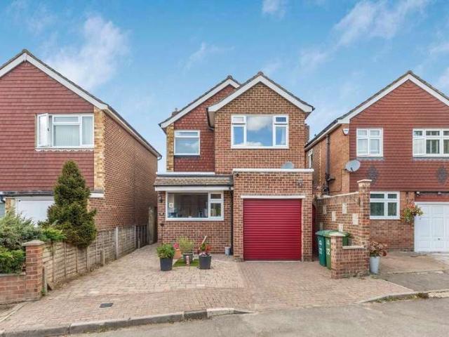 3 Bedroom Detached House
