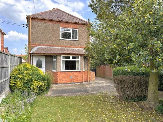 3 Bedroom Detached House