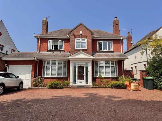 3 Bedroom Detached House