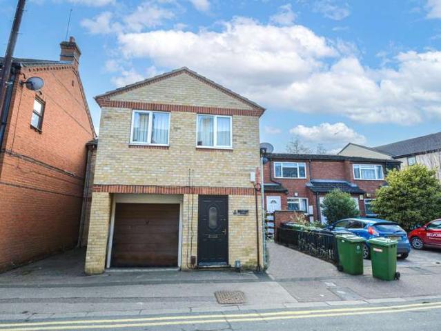 3 Bedroom Detached House