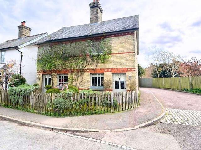 3 Bedroom Detached House