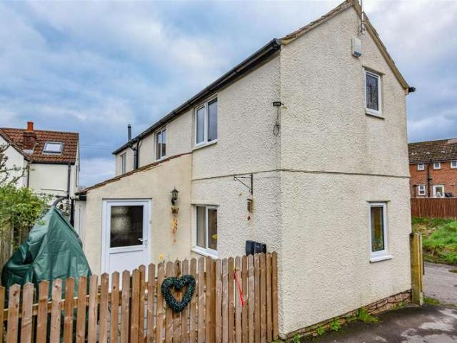 3 Bedroom Detached House