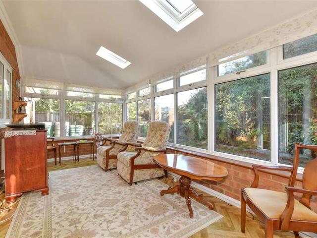 3 Bedroom Detached House