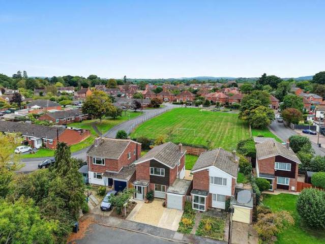 3 Bedroom Detached House