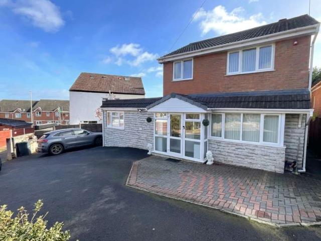 3 Bedroom Detached House