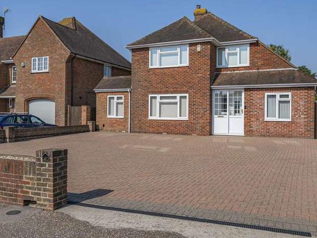 3 Bedroom Detached House