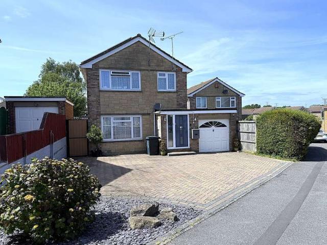 3 Bedroom Detached House