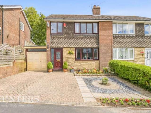 3 Bedroom Detached House