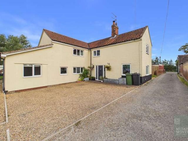3 Bedroom Detached House