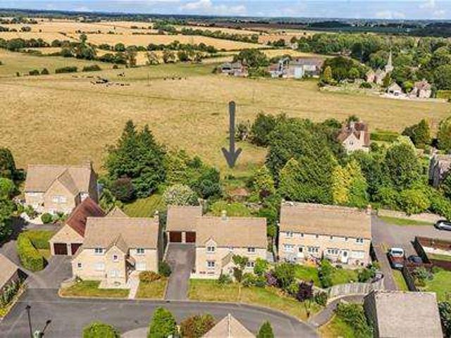 3 Bedroom Detached House