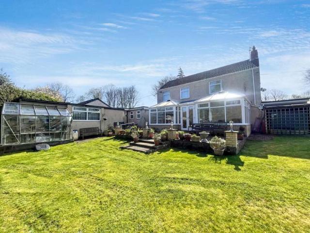 3 Bedroom Detached House