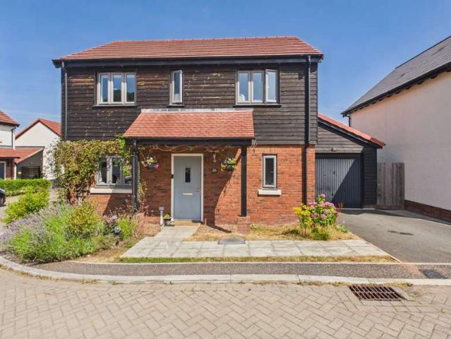 3 Bedroom Detached House