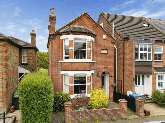 3 Bedroom Detached House