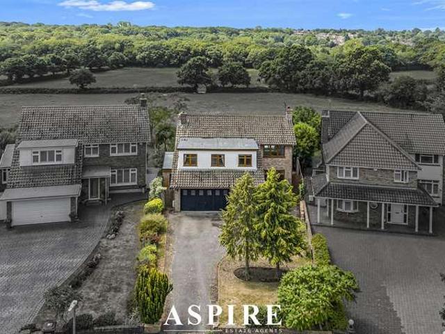 3 Bedroom Detached House
