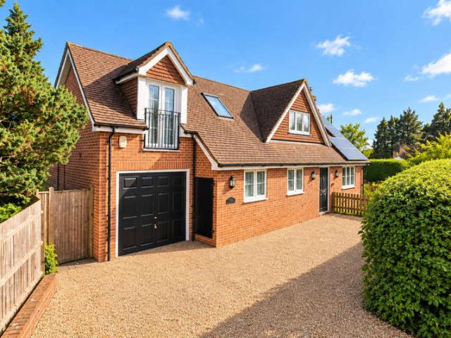 3 Bedroom Detached House