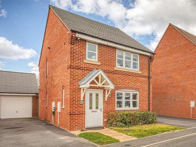 3 Bedroom Detached House