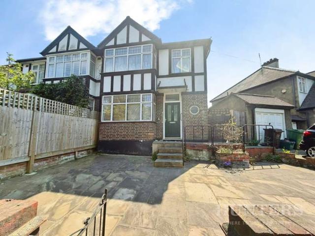 3 Bedroom Detached House