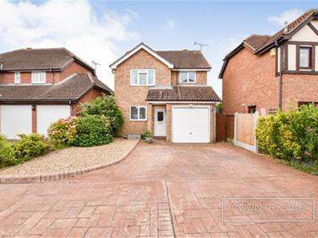3 Bedroom Detached House