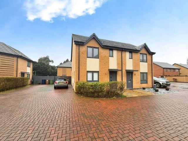 3 Bedroom Detached House