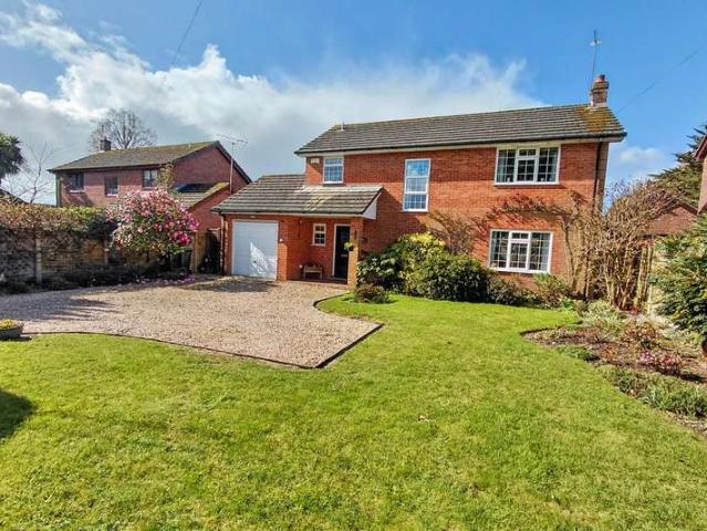 3 Bedroom Detached House