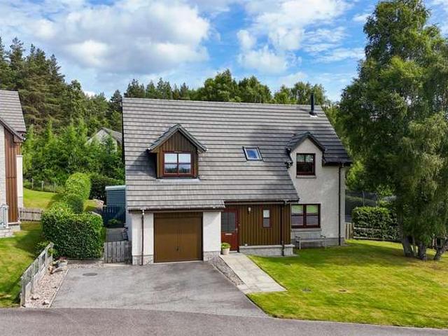 3 Bedroom Detached House