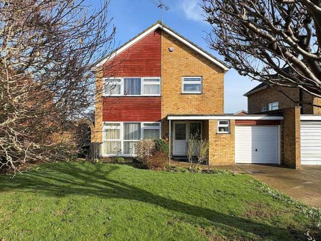 3 Bedroom Detached House