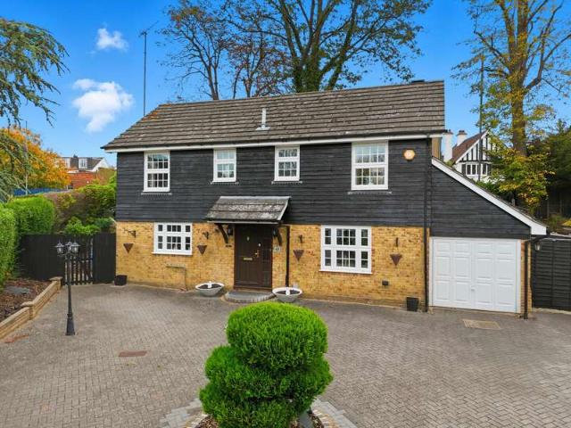 3 Bedroom Detached House