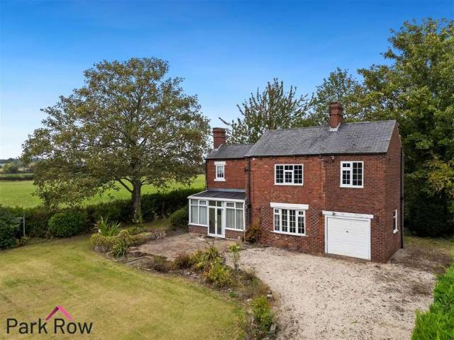 3 Bedroom Detached House