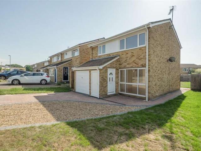3 Bedroom Detached House