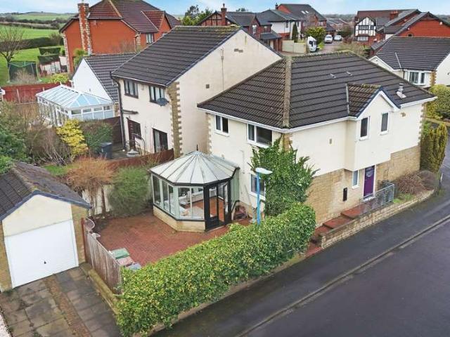3 Bedroom Detached House