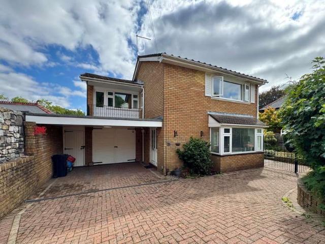 3 Bedroom Detached House