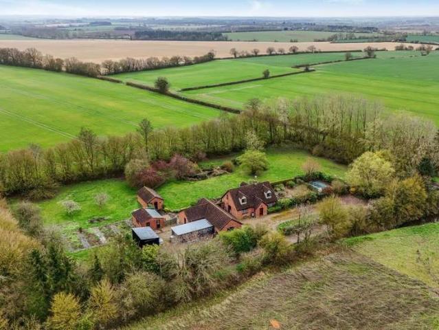 3 Bedroom Detached House