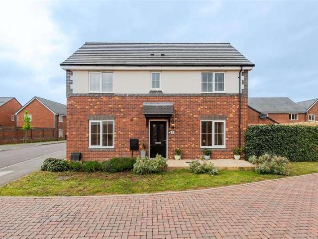 3 Bedroom Detached House