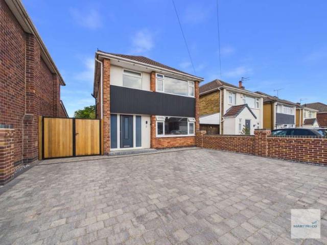 3 Bedroom Detached House