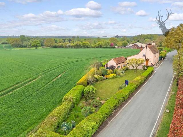 3 Bedroom Detached House