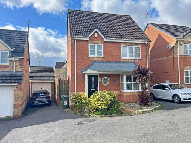 3 Bedroom Detached House