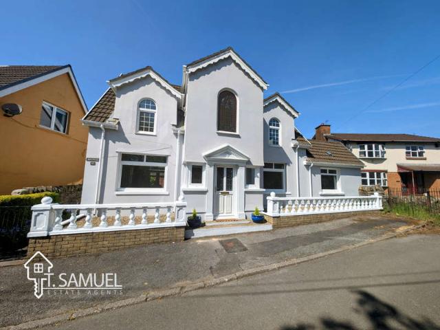 3 Bedroom Detached House
