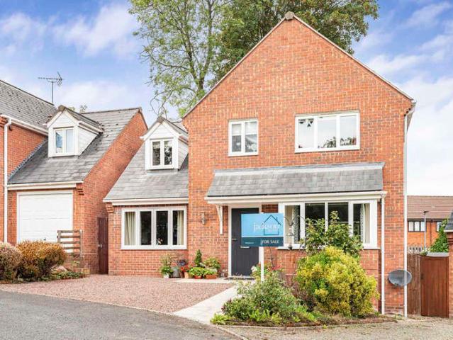 3 Bedroom Detached House