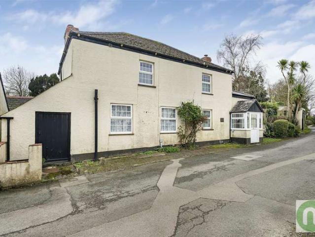 3 Bedroom Detached House