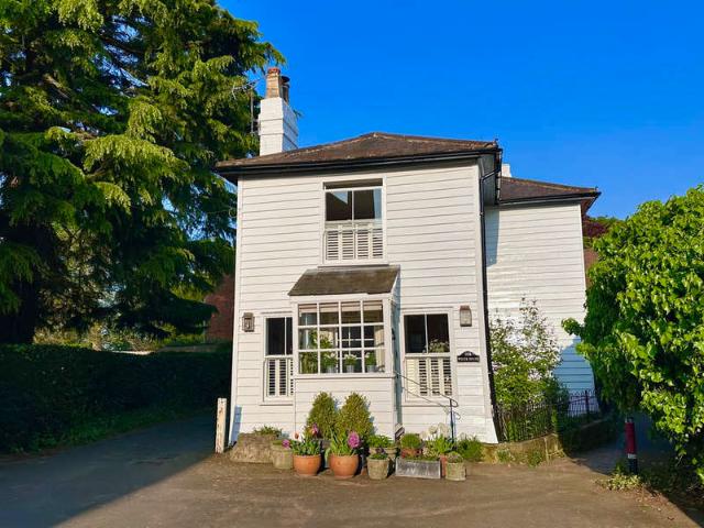 3 Bedroom Detached House