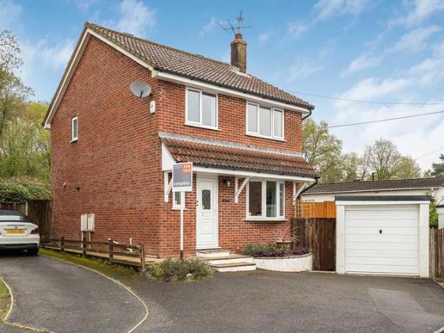3 Bedroom Detached House