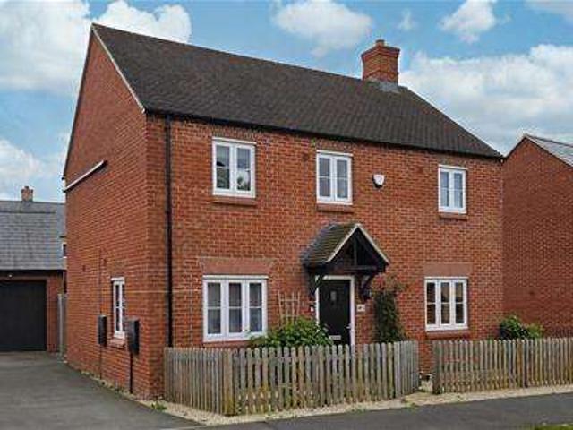 3 Bedroom Detached House