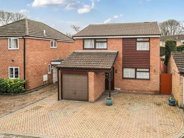 3 Bedroom Detached House
