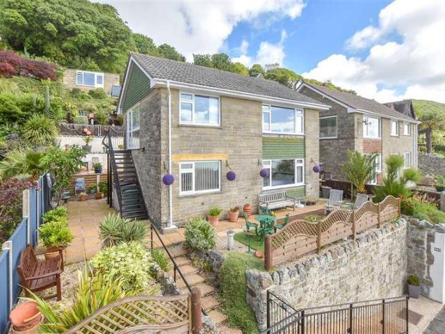 3 Bedroom Detached House